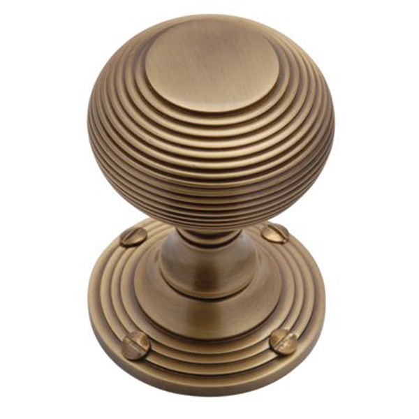 Expert guide to choosing interior door handles and knobs